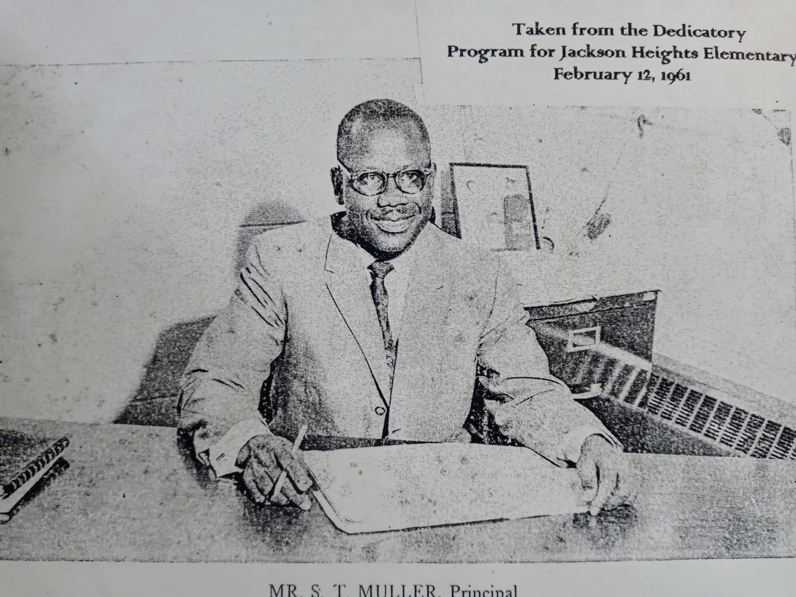 Rooster Tracks: Stanley Muller, pioneering Oviedo school leader during desegregation – Oviedo ...